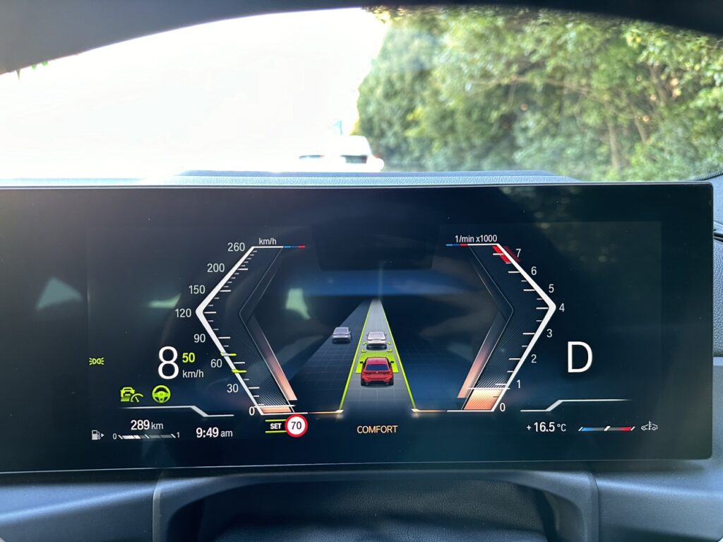 BMW「ACC（ｱｸﾃｨﾌﾞ･ｸﾙｰｽﾞ･ｺﾝﾄﾛｰﾙ）」使い方をマスター！ | Tomei-Yokohama BMW